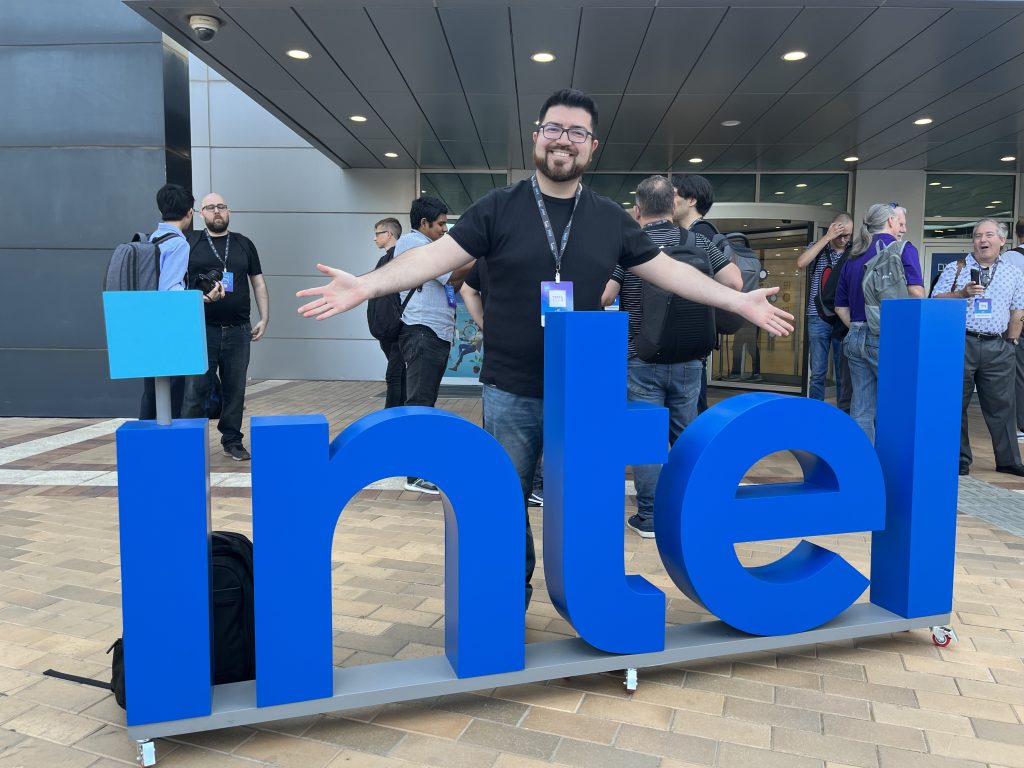 Tour INTEL 2022 | Procesador 13th | Fabrica 28 | Israel - SoloGamer